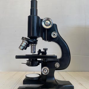 Vintage Early 1940s Spencer Microscope With Wood Case - Etsy