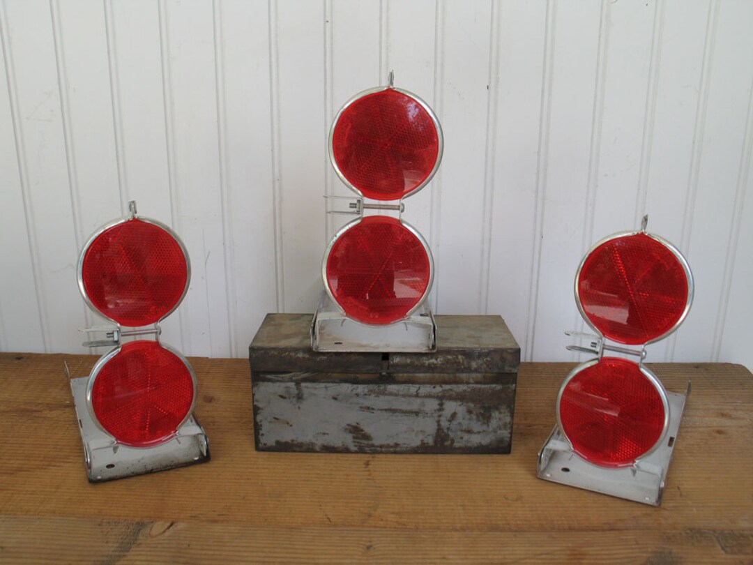 Vintage Red Reflector Road Flares - Stratolite #38 - Etsy
