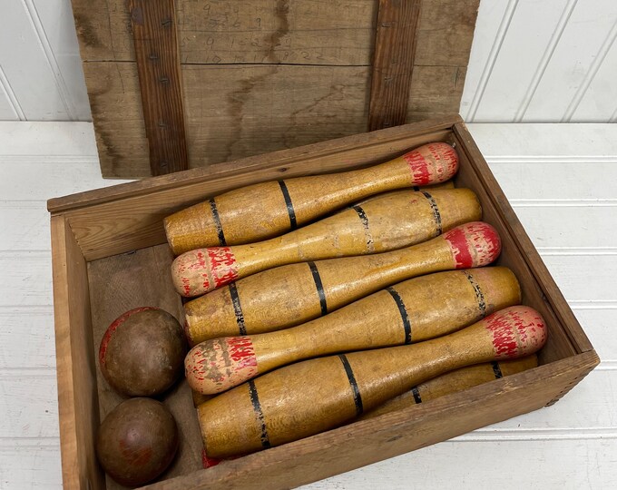 Vintage Ten Pins Bowling Game in Original Wood Box With Lid and 2 ...