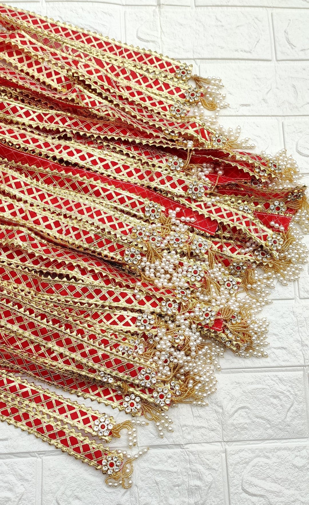 Gotta Patti Indian Wedding Welcome Mala: Baarat Gift, Swagat Garland - Etsy
