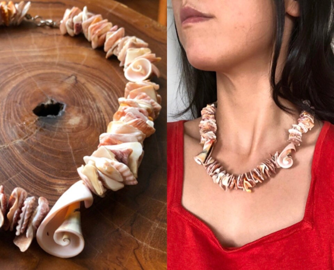 Chunky Natural Seashell Pooka Shell Graduated Short Choker Necklace ...