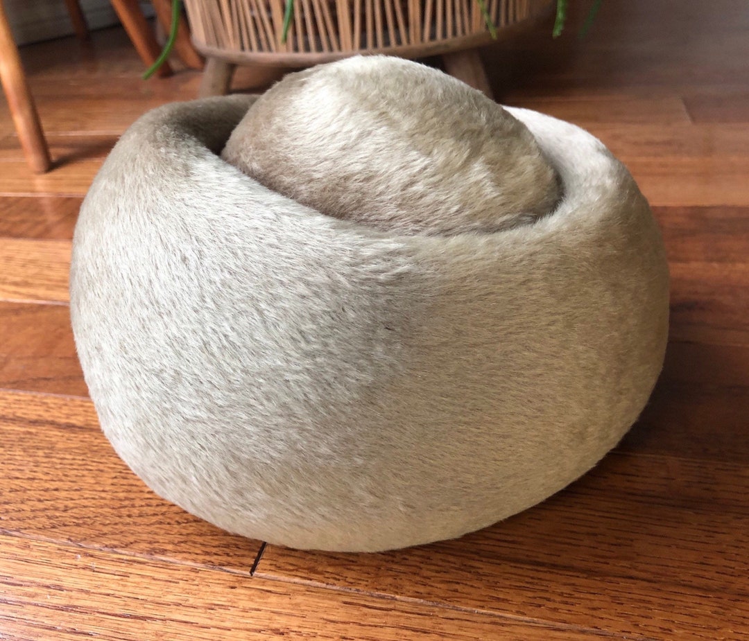 1950s 60s Fuzzy Wool Blonde Caramel Round Bon Bon Hat Cap Vintage 1960s ...