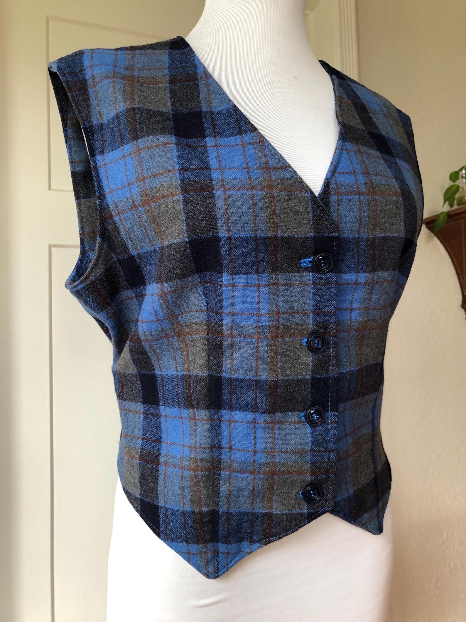 1960s Wool Plaid Button up Vest Top V Neck Buckle Back Fitted Womens ...