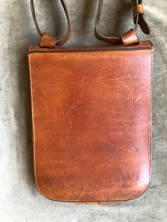 1960s 70s Thick Tan Leather Postman Satchel Shoulder … - Gem
