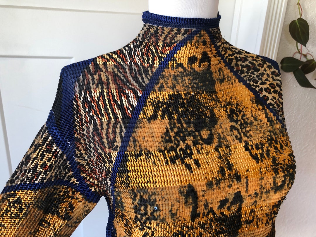 Alberto Makali 90s Satin Animal Print Crinkle Plisse Blouse Long Sleeve ...
