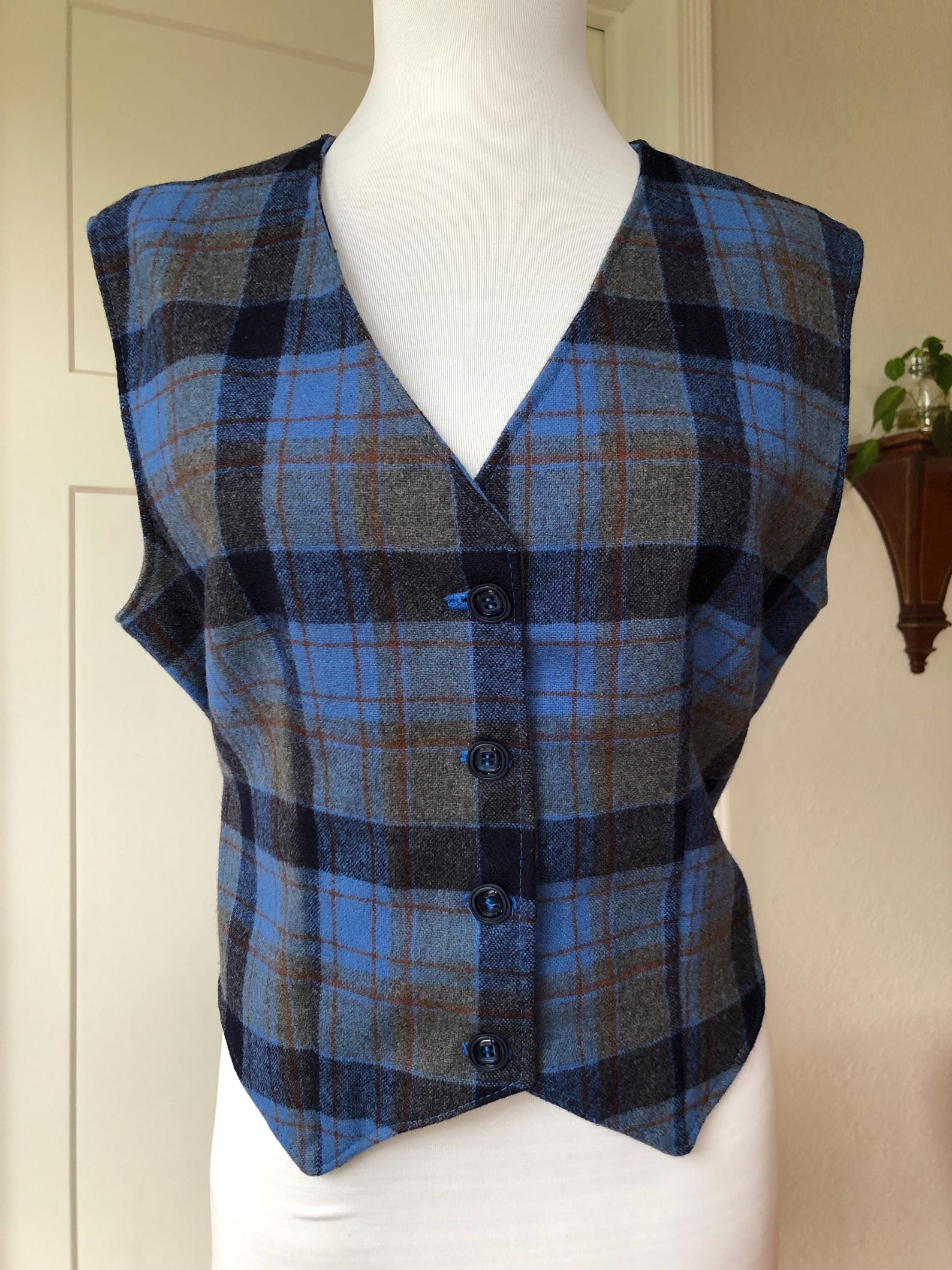1960s Wool Plaid Button up Vest Top V Neck Buckle Back Fitted Womens ...