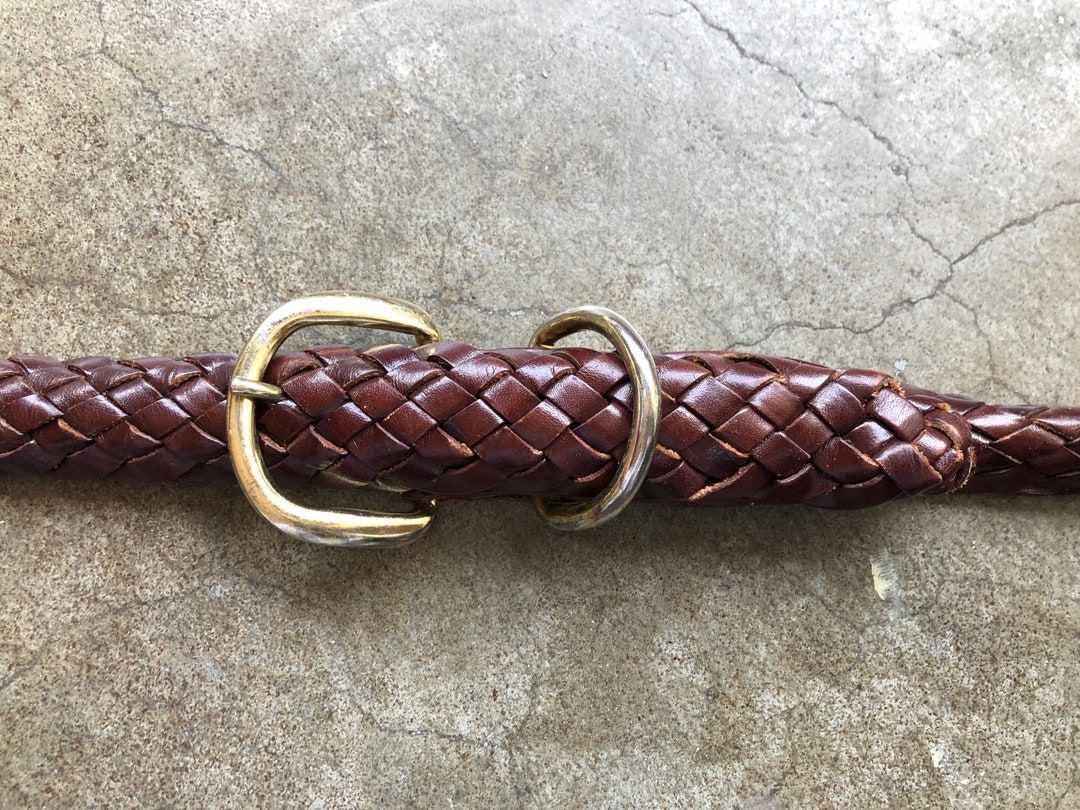 Vtg 90s marrón oscuro mahongany cuero tejido cinturón medio redondo ...