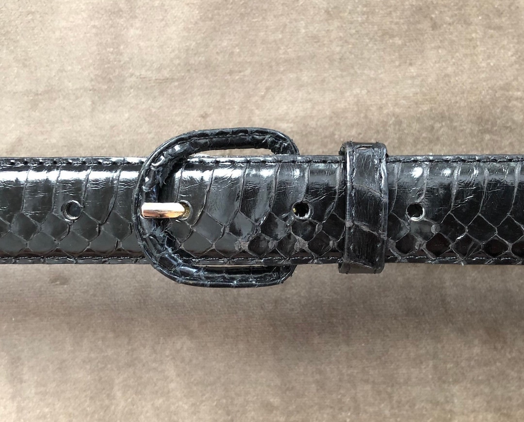 70s 80s Genuine Snakeskin Black Shimmer Leather Belt 1970s 1980s XS S ...