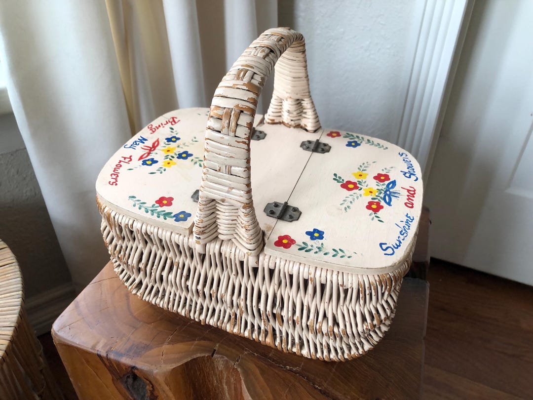 Vintage 1950s 60s Cottage Core Small Mini Rattan Woven Wood Flap Picnic ...