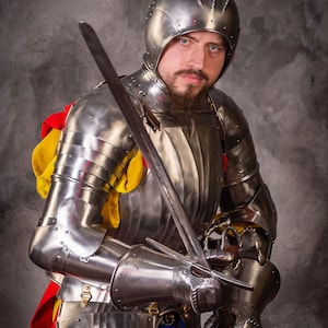 Handcrafted Full Gothic Plate Armor of 15th Century German Knight ...
