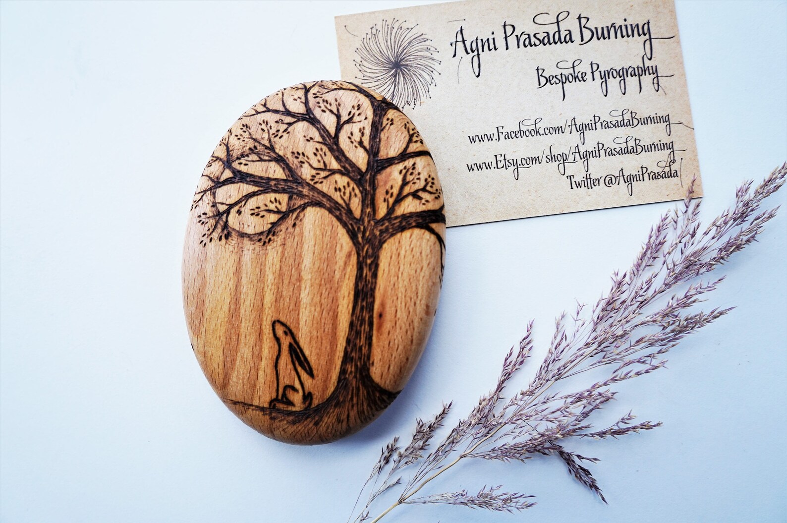 Moon Gazing Hare solid wood pyrography pebble | Etsy