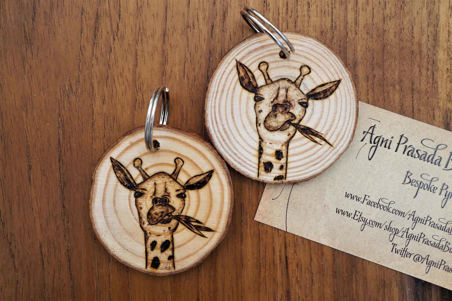 Giraffe Keyring on Wood Slice. Pyrography Woodslice Keyfob - Etsy UK