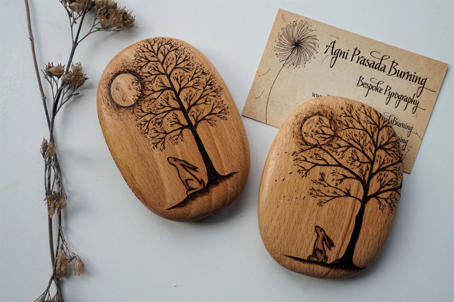 Moon Gazing Hare solid wood pyrography pebble | Etsy