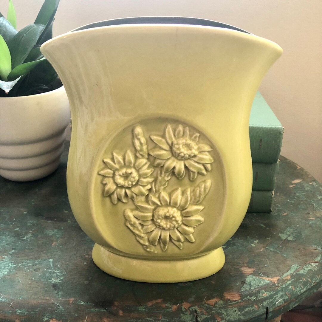 Red Wing Sunflower Vase - Etsy