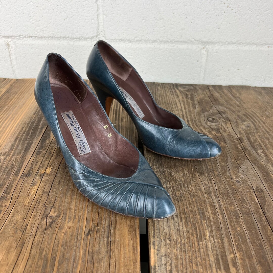 Vintage Navy Blue Pumps by Evan Picone Size 8 M Soft Leather Vintage ...