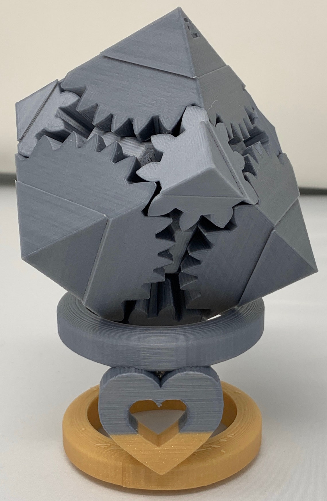 3D Printed Gear Cube With Heart Stand - Etsy Canada