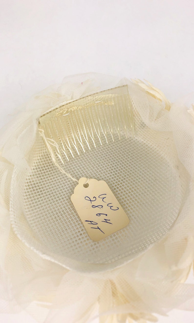 Vintage 1960's Daisy Ivory Tulle Bridal Fascinator 60s | Etsy