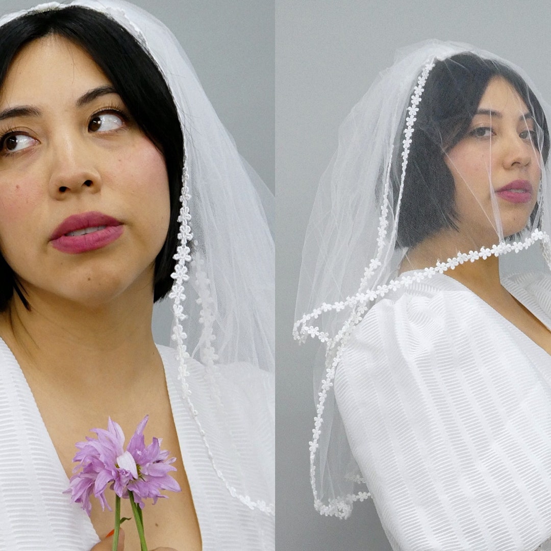 Posey Veil, Vintage 1970s Deadstock White Daisy Trim Bridal Veil ...