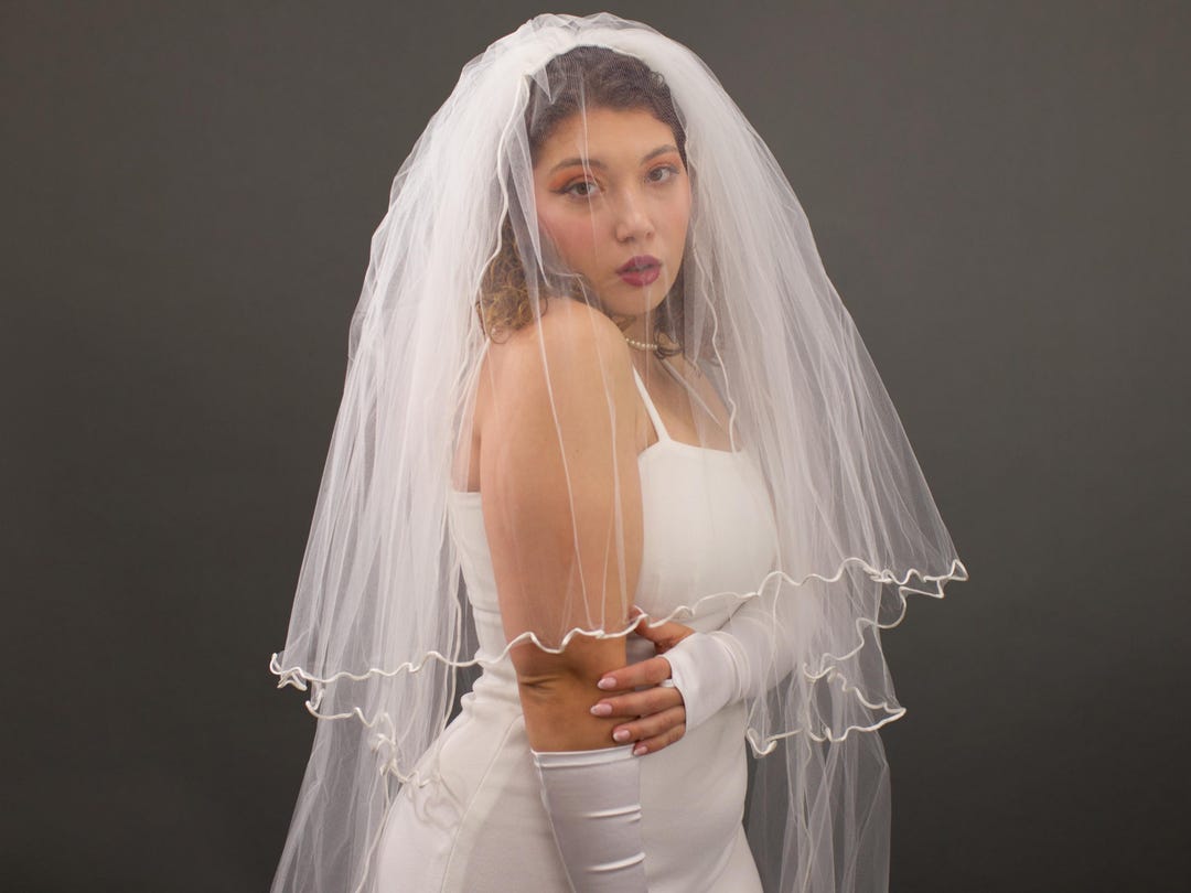 Julia White Veil, Vintage 1980s Soft Lettuce Trim Two Tiered Veil ...
