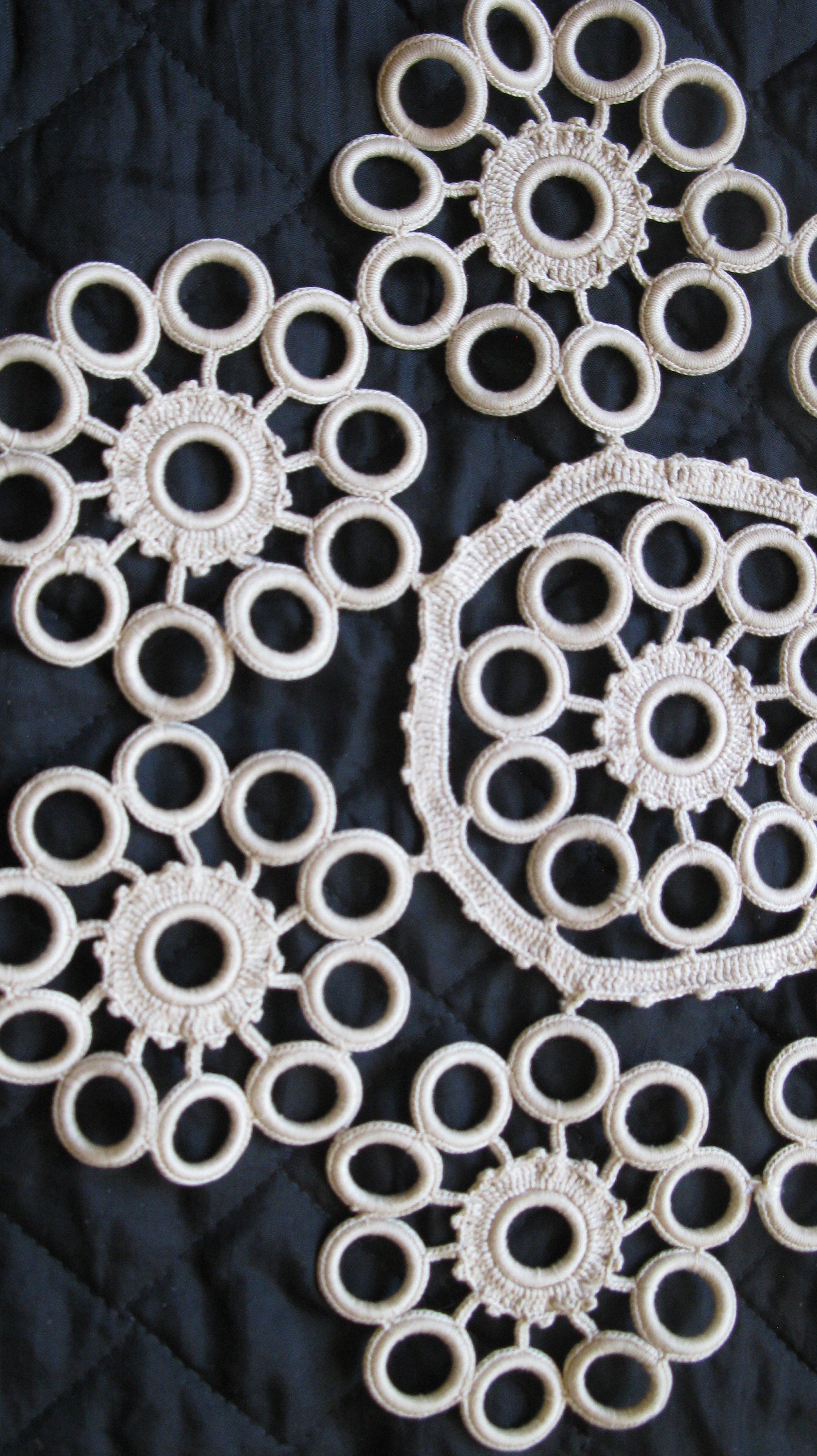 Tatted Ecru Doily. Beautiful Tatting Rings Lace. 9 Inches Centerpiece ...