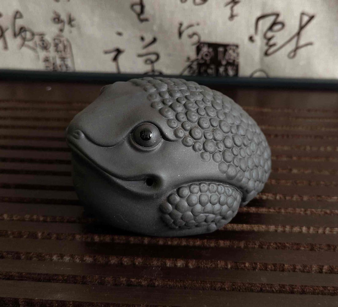 Ceramics Carved Toad Tea Pet Statue. Feng Shui Statue - Etsy