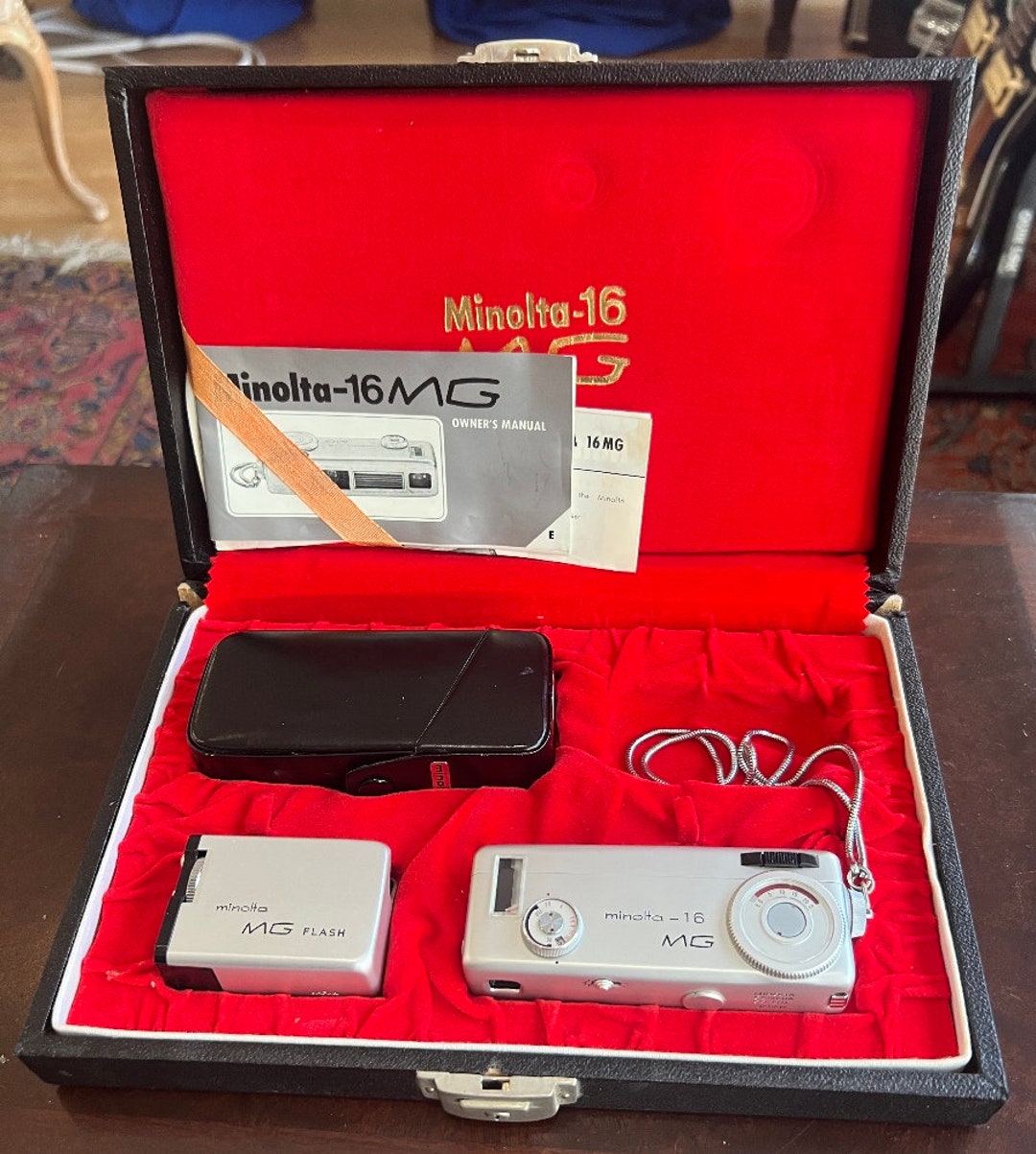 Vintage Minolta 16 MG Subminiature Spy Camera W/ Case Attachments ...