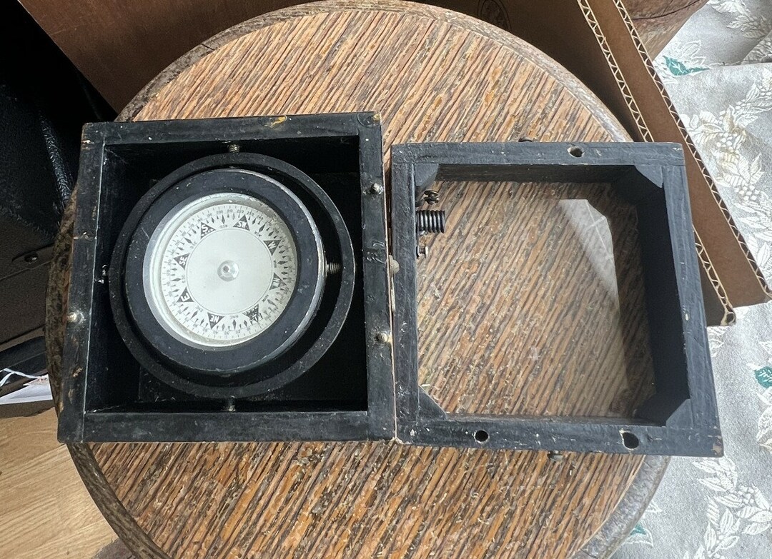 Vintage WWII Navy Ship Compass Gimbal Maritime Militaria Wooden Case ...