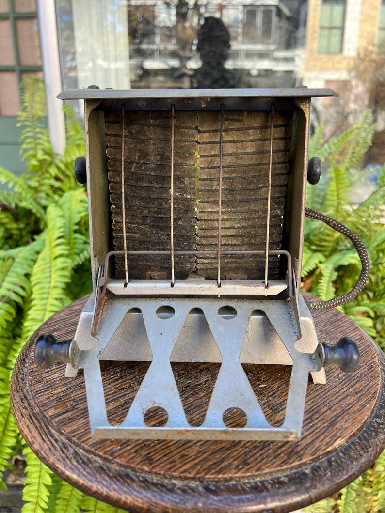 Antique 1920’s Pincher Toaster by RIMCO / Sears & Roebuck Swing Doors ...