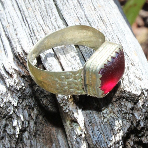 6 Vintage Red Glass Tribal Rings from Afghanistan-Sta… - Gem