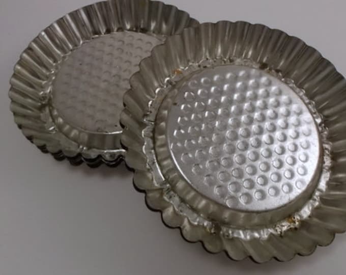 French Baking Tart Tins, Eight Removable Bottom Tinned Steel Tart Tins ...