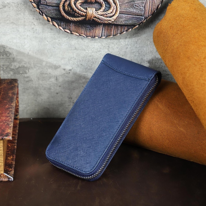 Single Watch Pouch, Personalized Watch Holder, Leather Watch Organizer ...