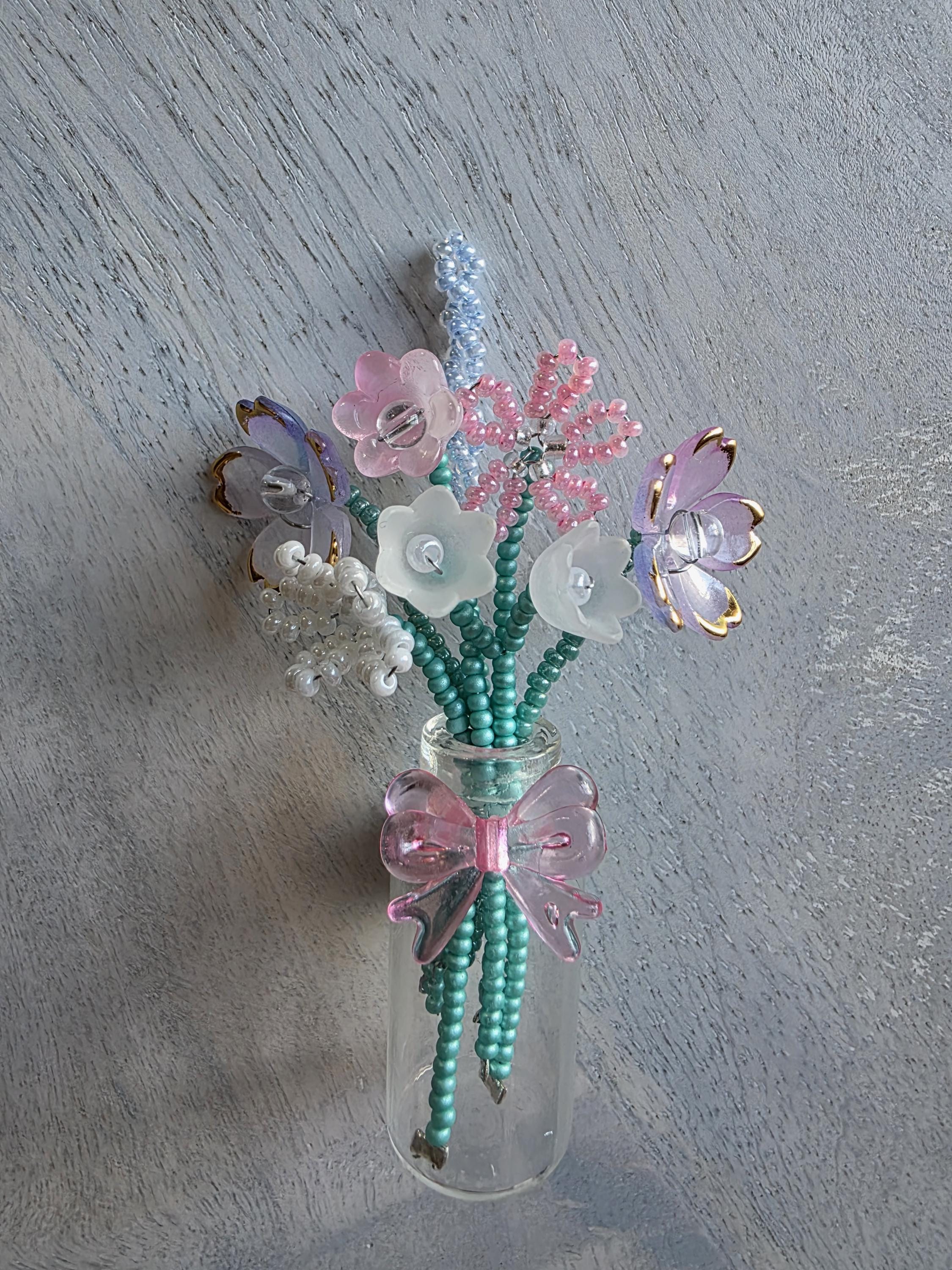 Seed Bead Flower Magnet – Handmade Beaded Magnet for Fridge, Locker ...