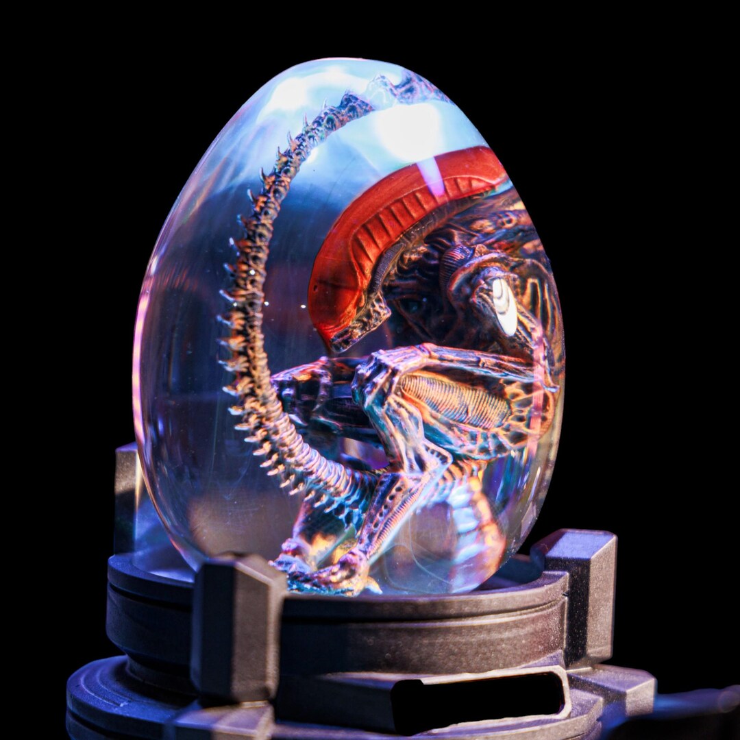 Xenomorph Alien Resin Sculpture Horror Art – Sci-fi Inspired Gothic ...