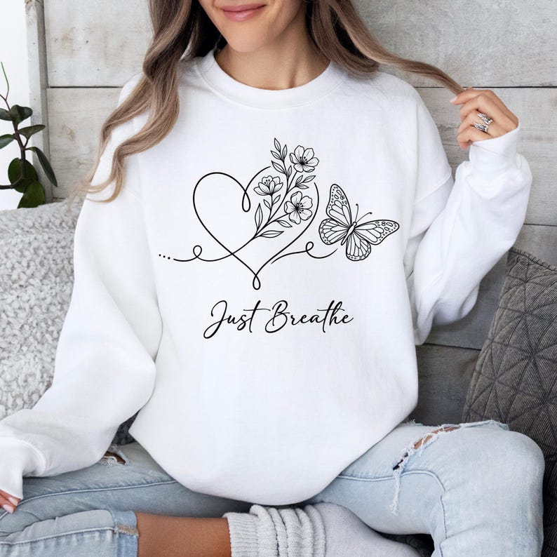 Simple Butterfly T-shirt Design, Flower SVG, Boho Sweatshirt SVG & PNG ...