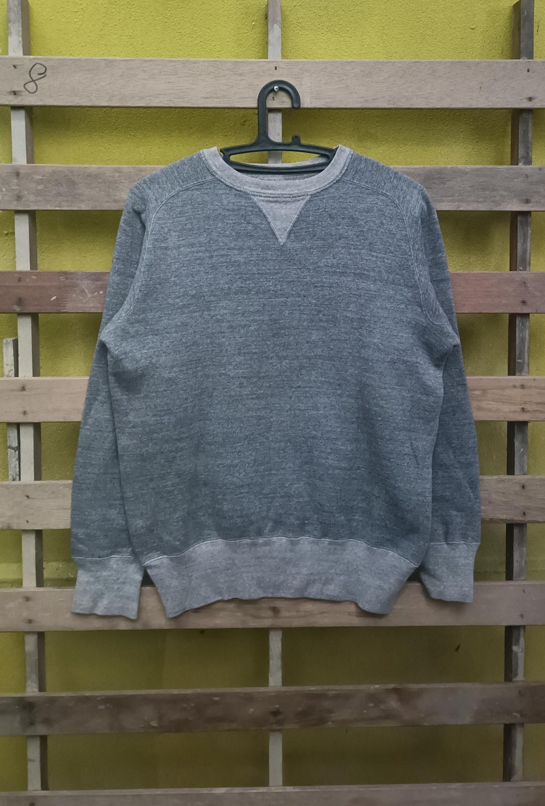 Cheswick Sports Wear by Toyo Enterprise Sweatshirt Pullover Gray Colour ...