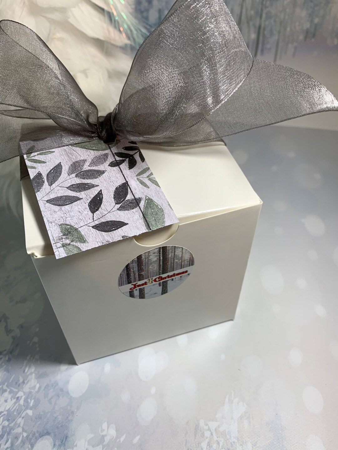 Ornament Gift Box With Gift Tag and Tissue, Great Way to Wrap It Up ...