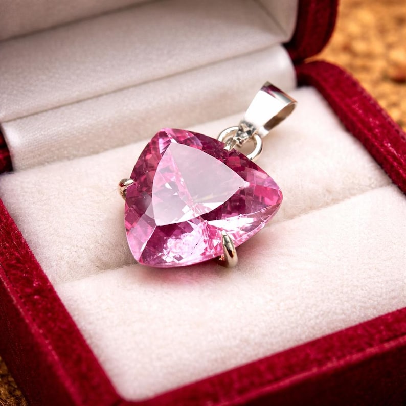 30 Carat Padparadscha Sapphire Pendant | Natural Pink Gemstone ...