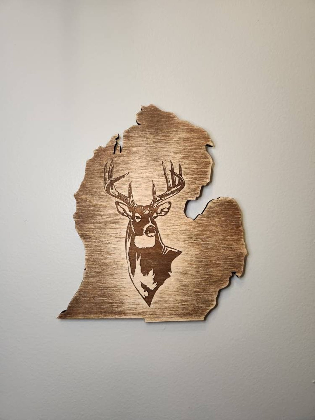 Deer in Michigan State Wood Sign, Customizable for Any State - Etsy