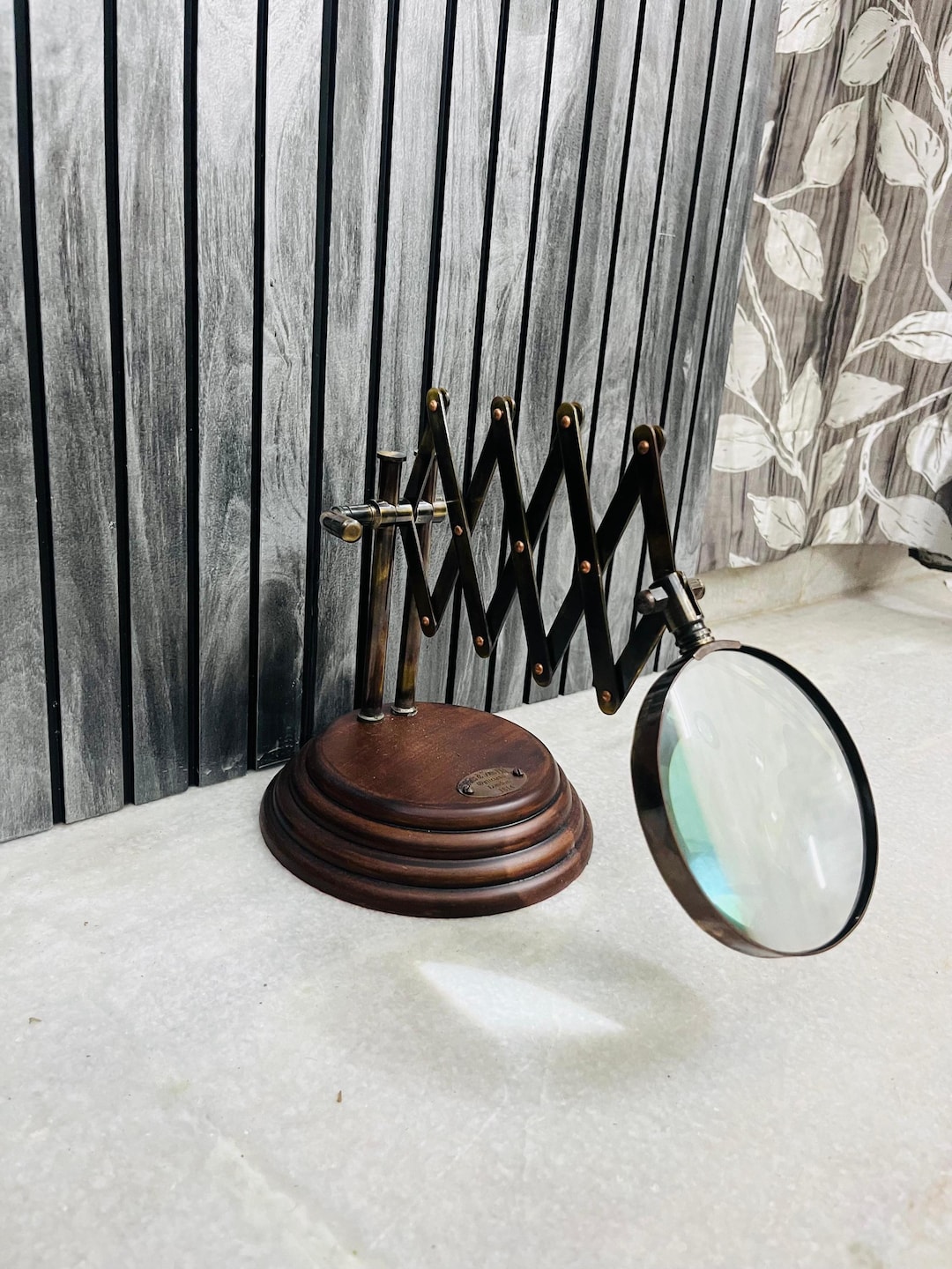 Vintage Style Desk Top Channer Magnifier Brass Magnifying Glass on ...