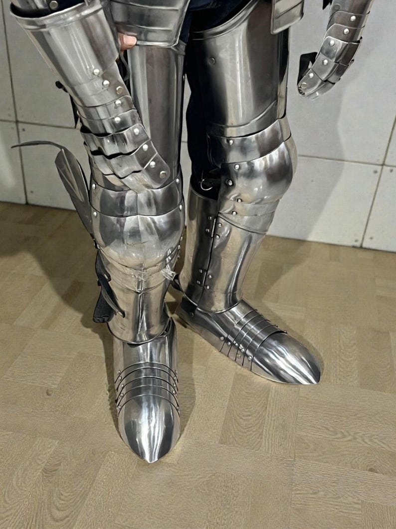 Medieval Gothic Full Plate Armor Suit: Full Body Steel Knight Costume ...