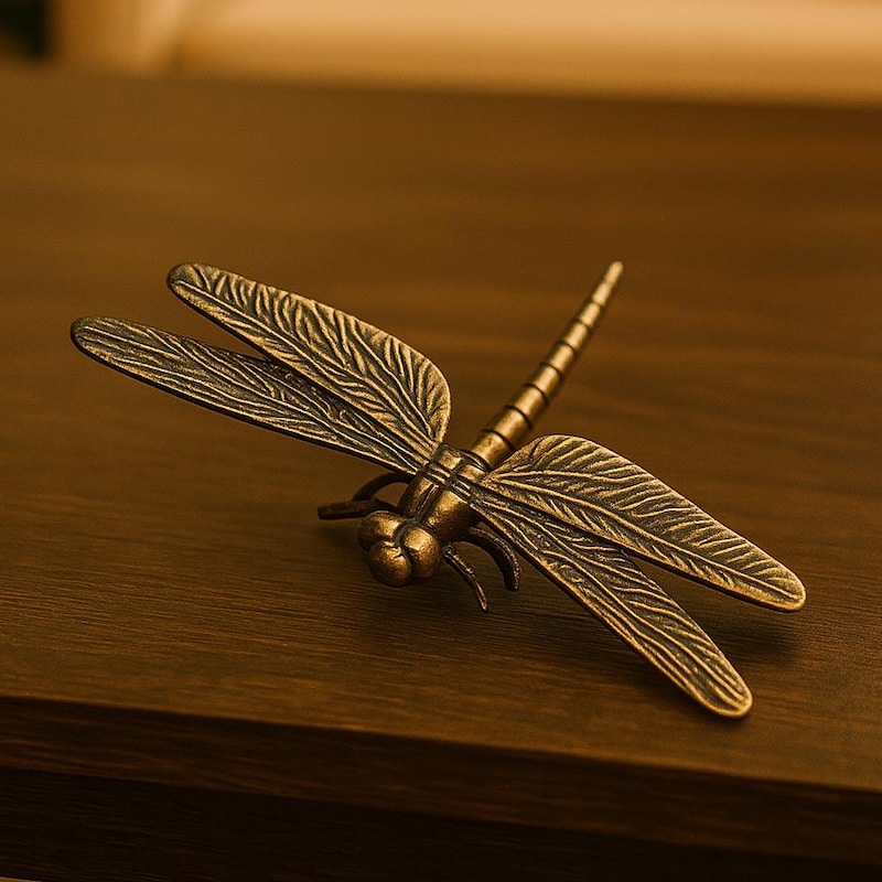 Small Dragonfly Statue - Etsy UK