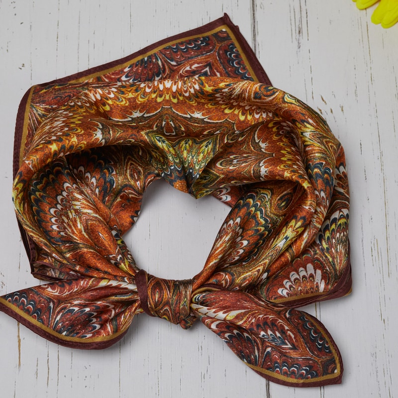 Scarf Clock - Etsy