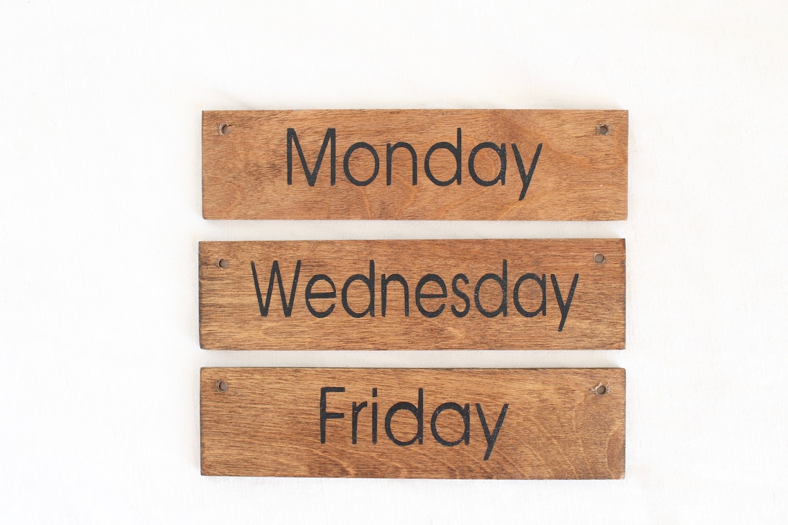Will Return Clock Sign With Days of the Week, Hanging Door Sign for ...