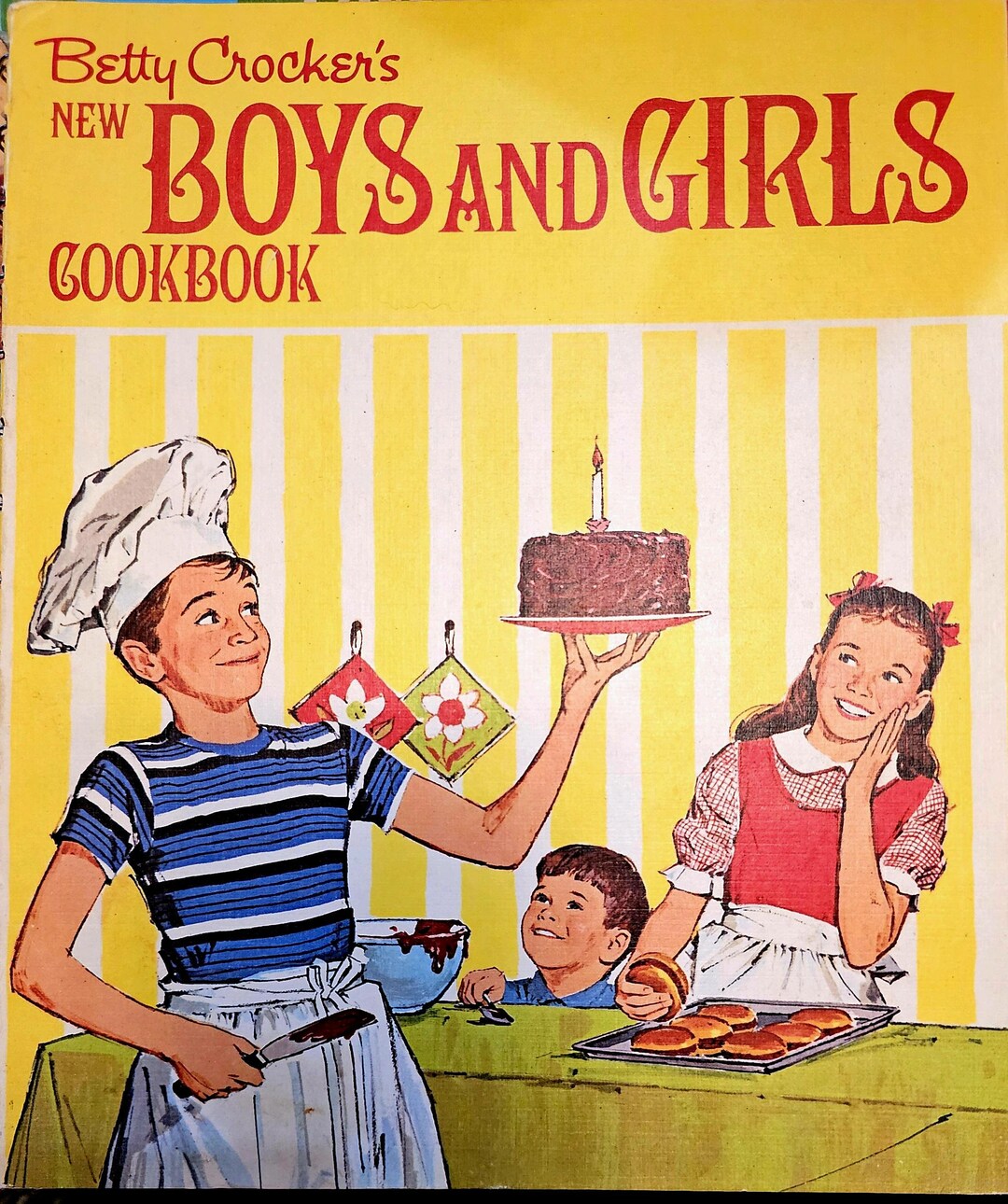Betty Crocker's New Boys and Girls Cookbook, Golden Press Book #9604 ...