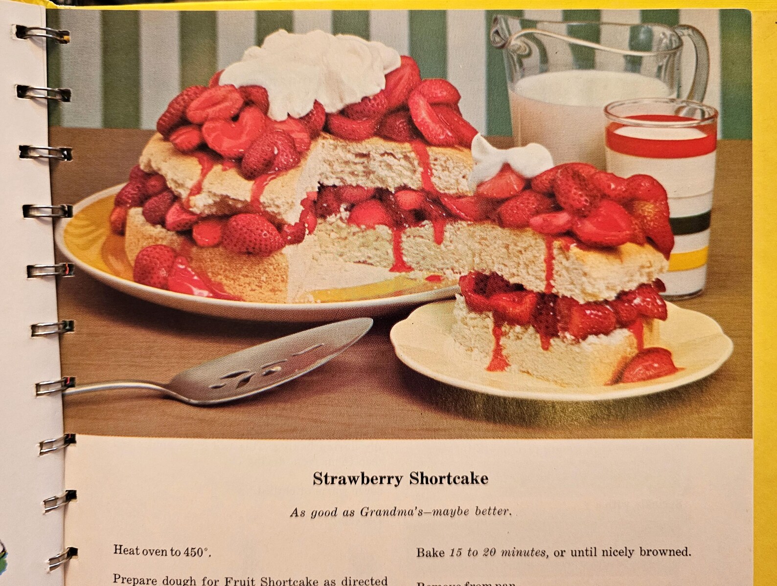 Betty Crocker's New Boys and Girls Cookbook, Golden Press Book #9604 ...