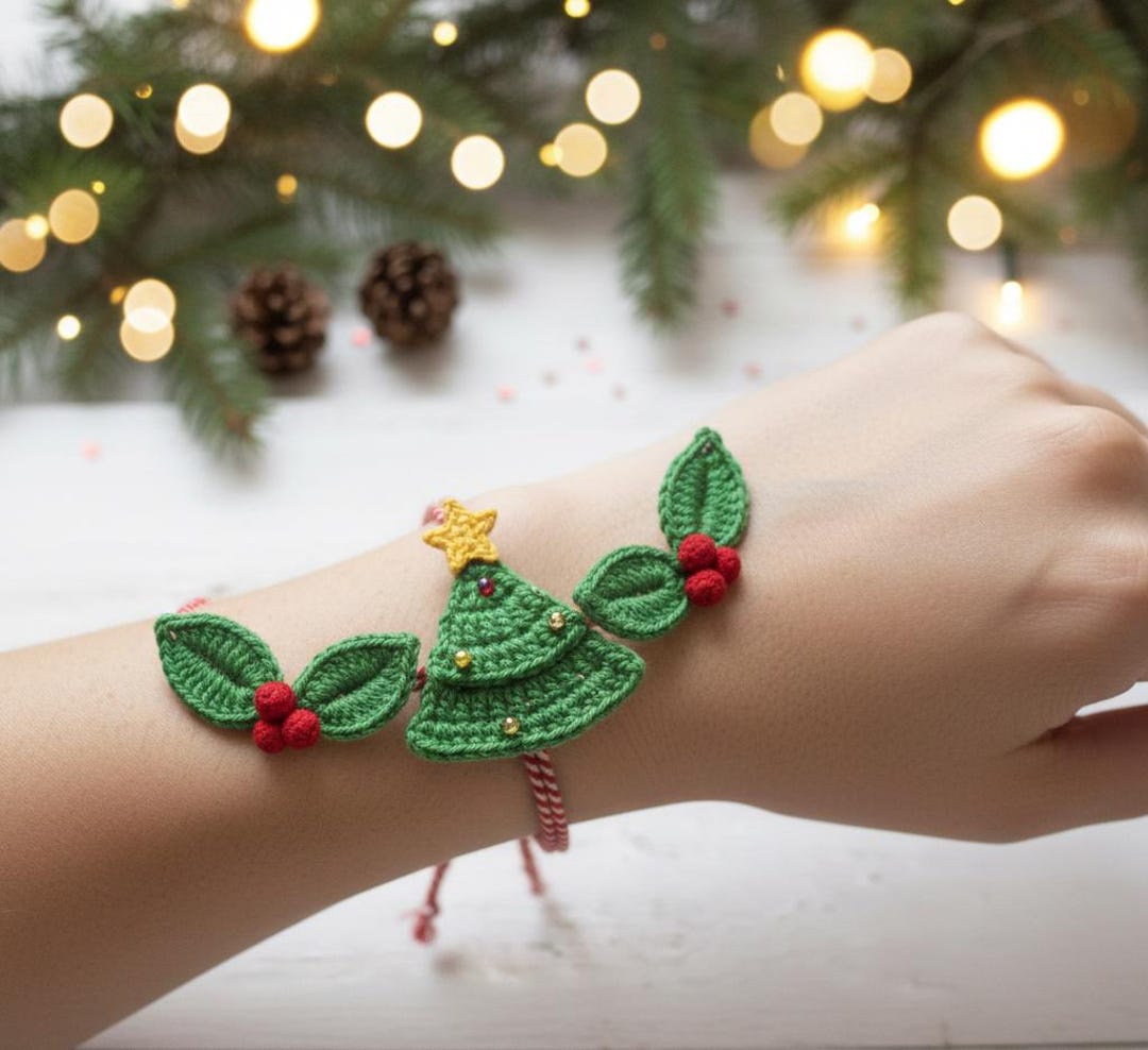 Crochet Christmas Bracelet Pattern - Easy Festive Jewelry Design - Etsy