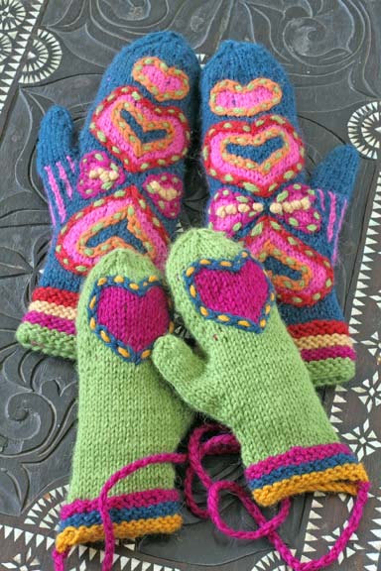 Heart to Heart Two Patterns for Mittens PDF Download Pattern Two Great ...
