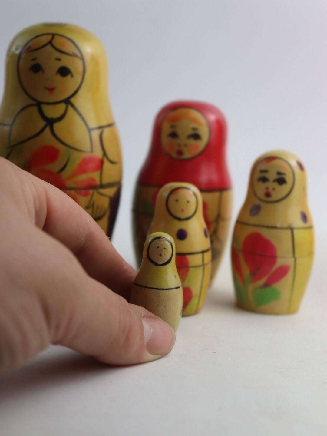 Vintage Wooden Nesting Dolls Set – Hand Painted Matryoshka USSR – 5 ...