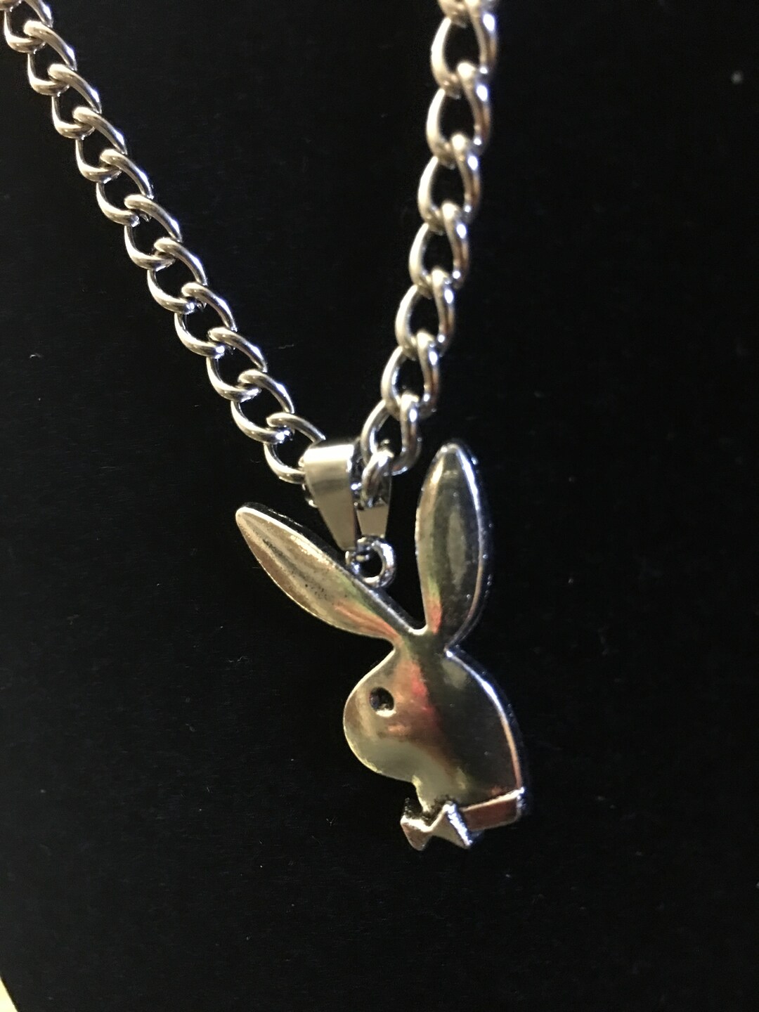 Retro Vintage Silver Alloy Playboy Style Bunny Rabbit Pendant Charm ...