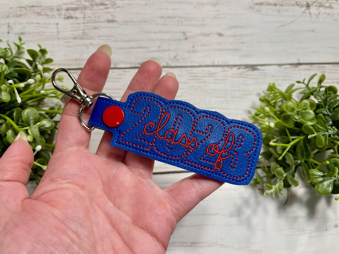 Class of 2025 2026 Keychain/ Graduation Gift/ Vinyl Snap Tab/ Key Fob ...